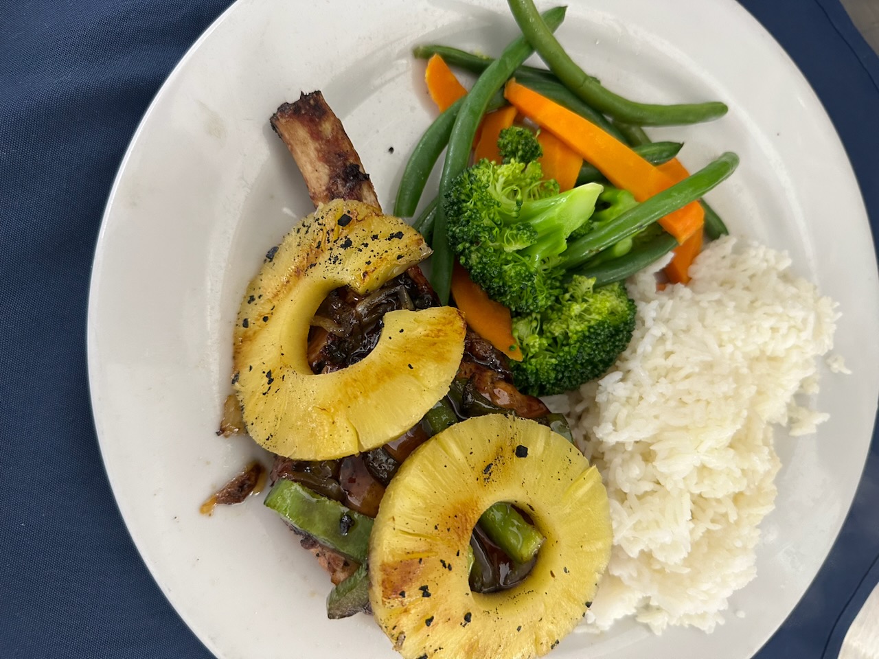 About Us – Moon Fish Restaurant and tavern