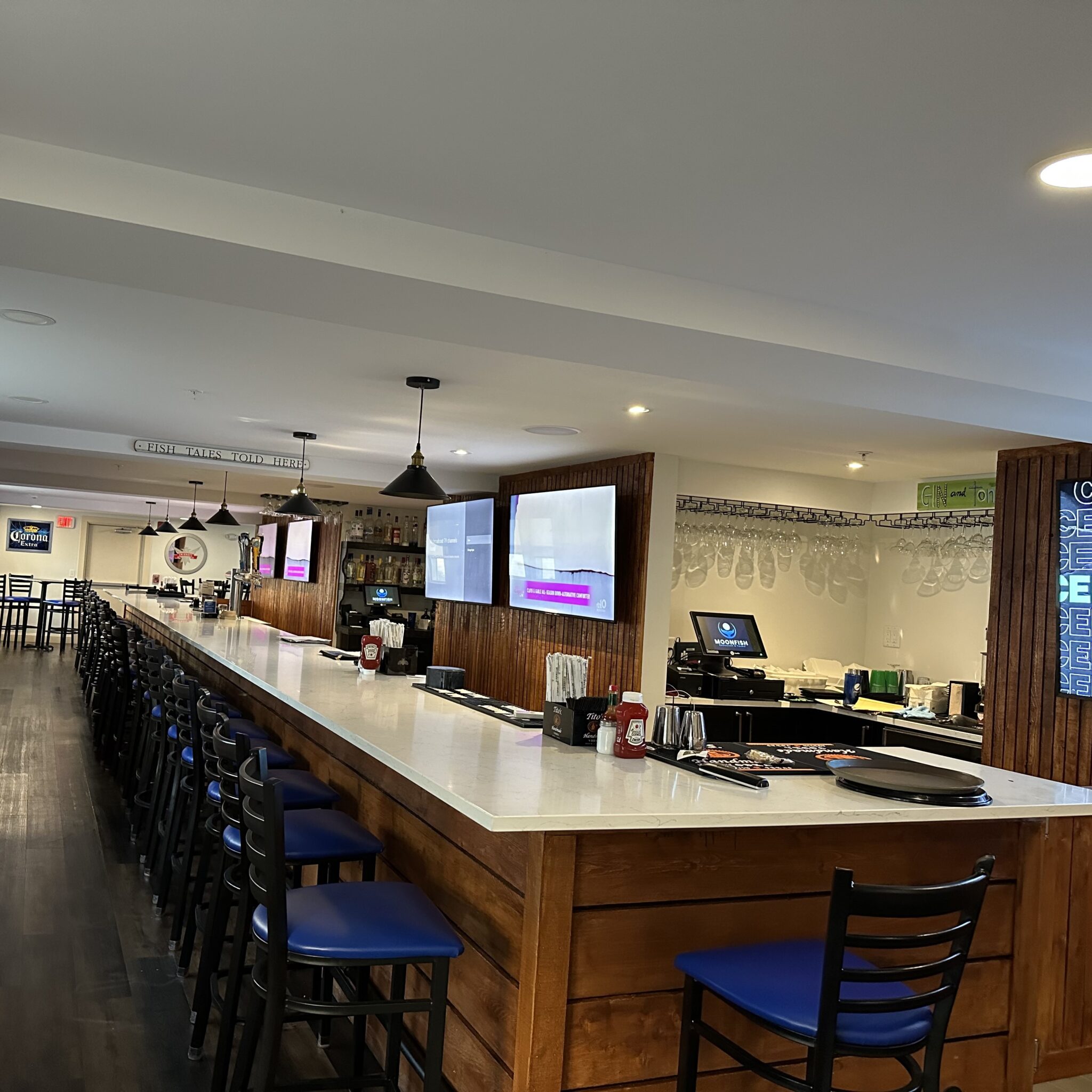 Moon Fish Restaurant and tavern – Moon Fish Restaurant and tavern