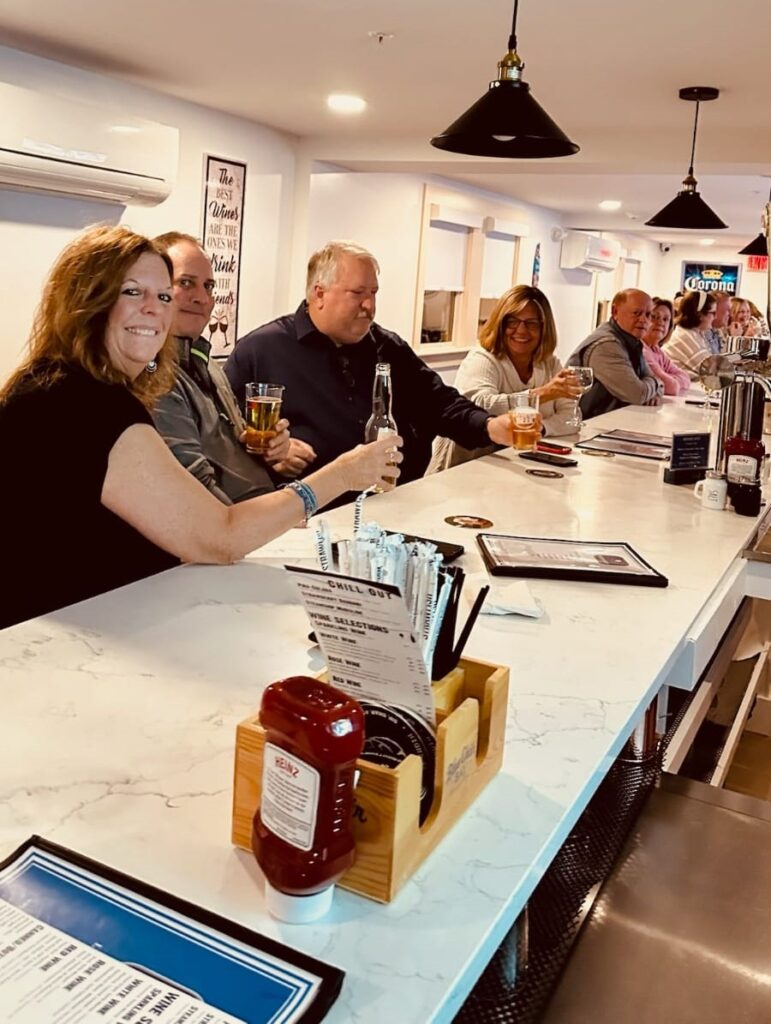 Moon Fish Restaurant and tavern – Moon Fish Restaurant and tavern